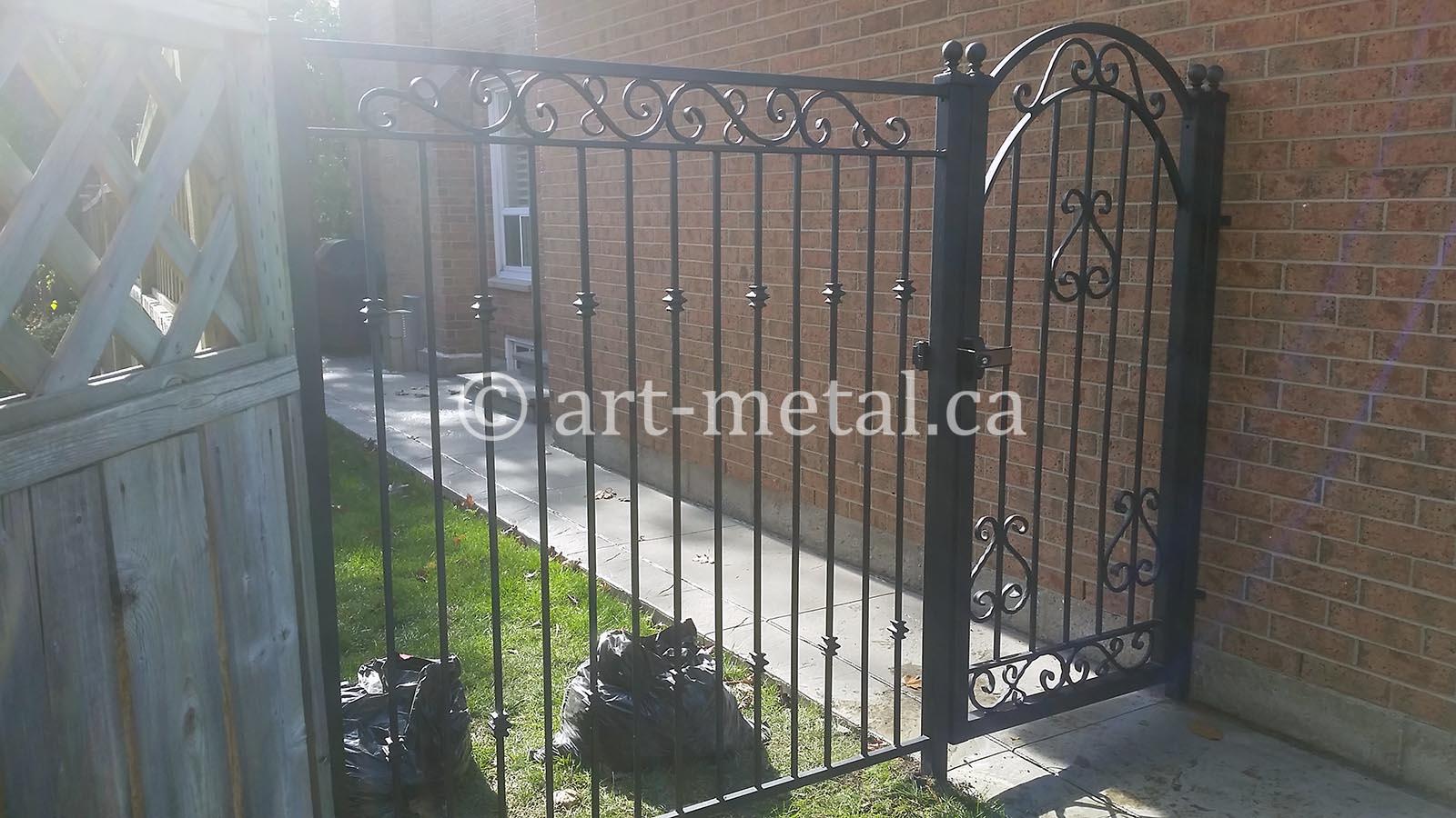 Toronto Iron Gates and Fences from the Best Manufacturer