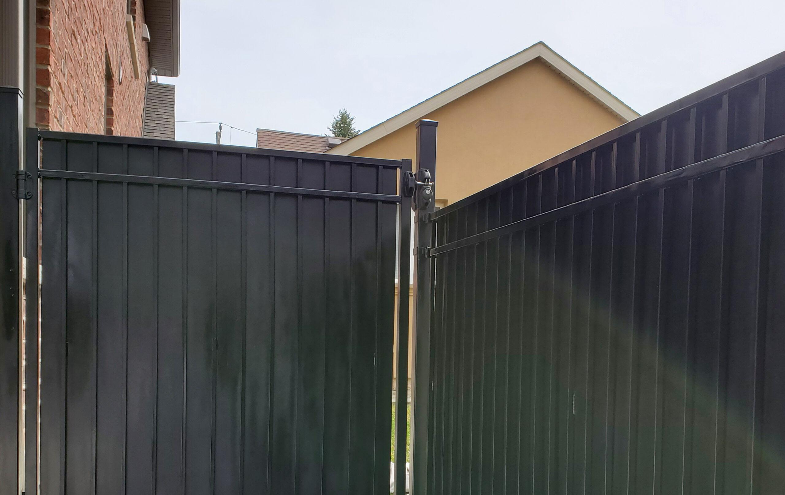 Toronto Fence Code: What is the highest fence you can have?