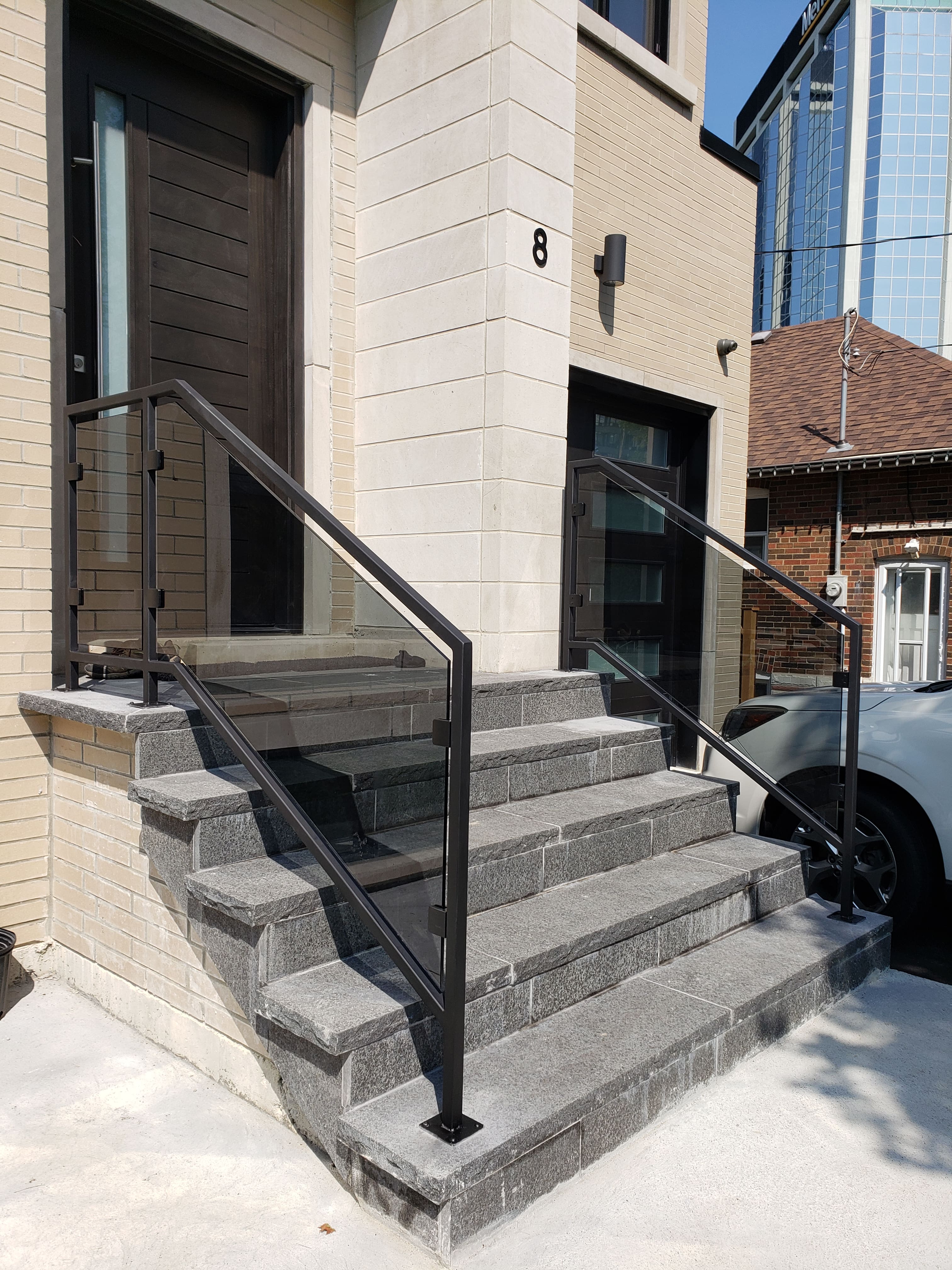 Toronto Exterior Glass Railing Systems: Outdoor installation