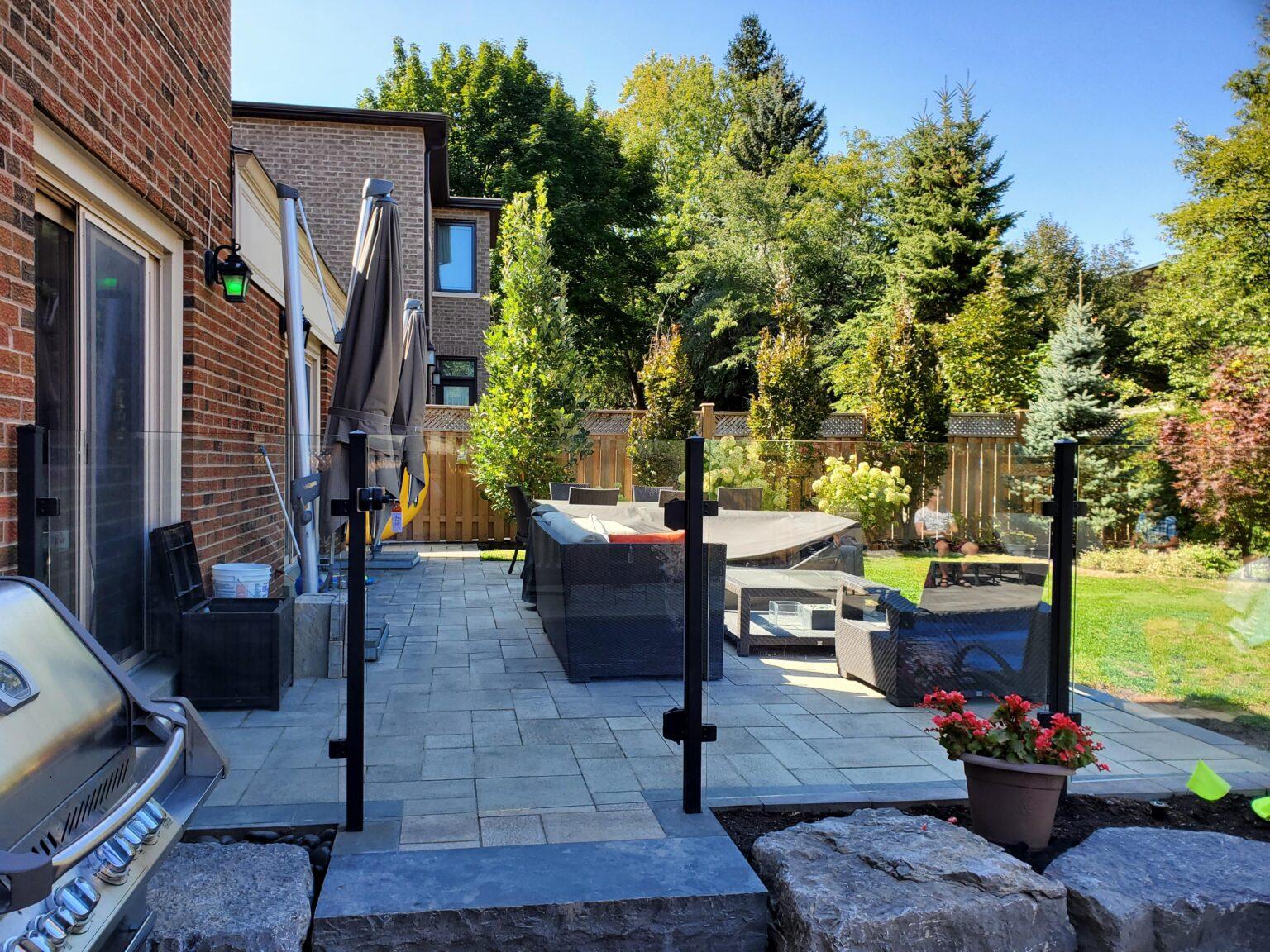 Glass Railing Hardware in Toronto | Art Metal