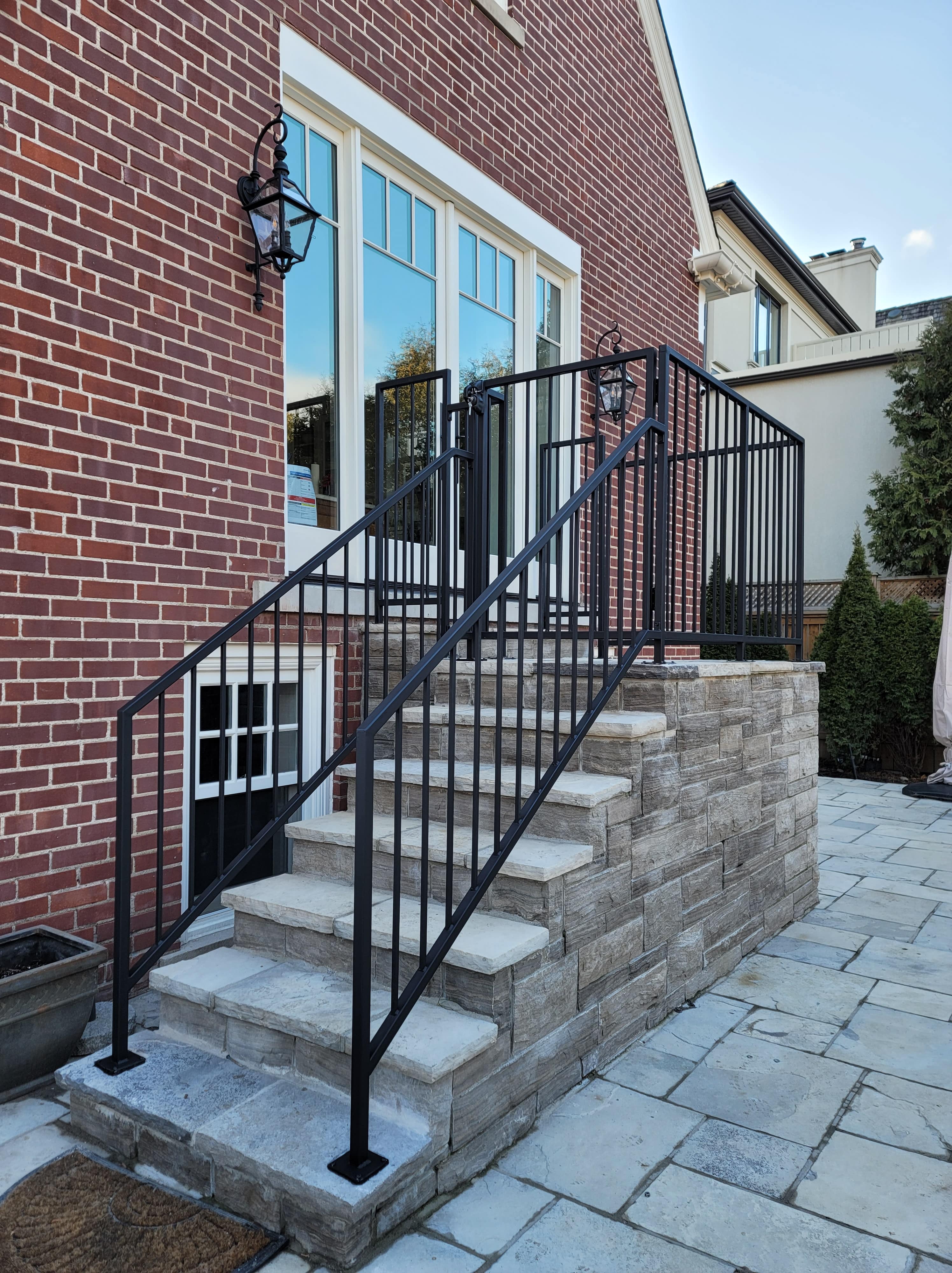 Deck Railing Height: Requirements and Codes for Ontario