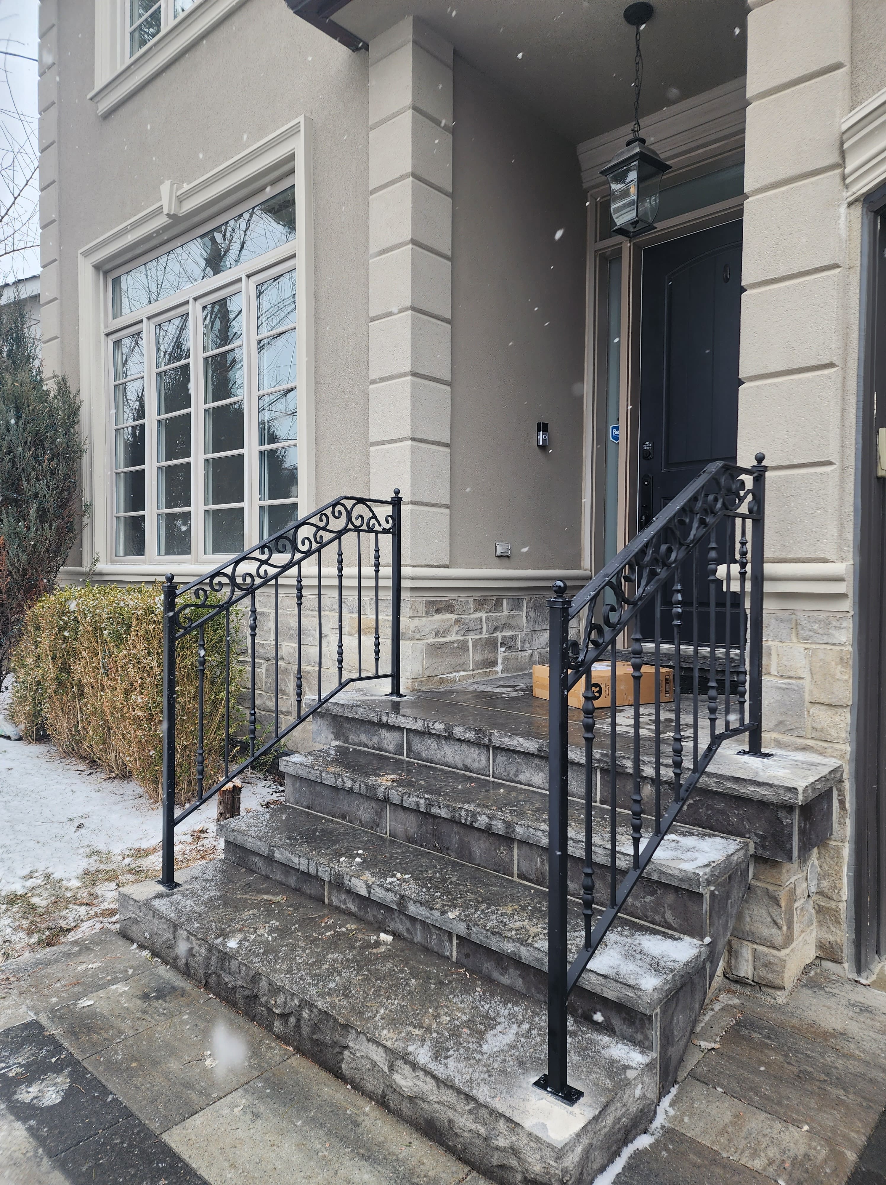 Deck Railing Height: Requirements and Codes for Ontario