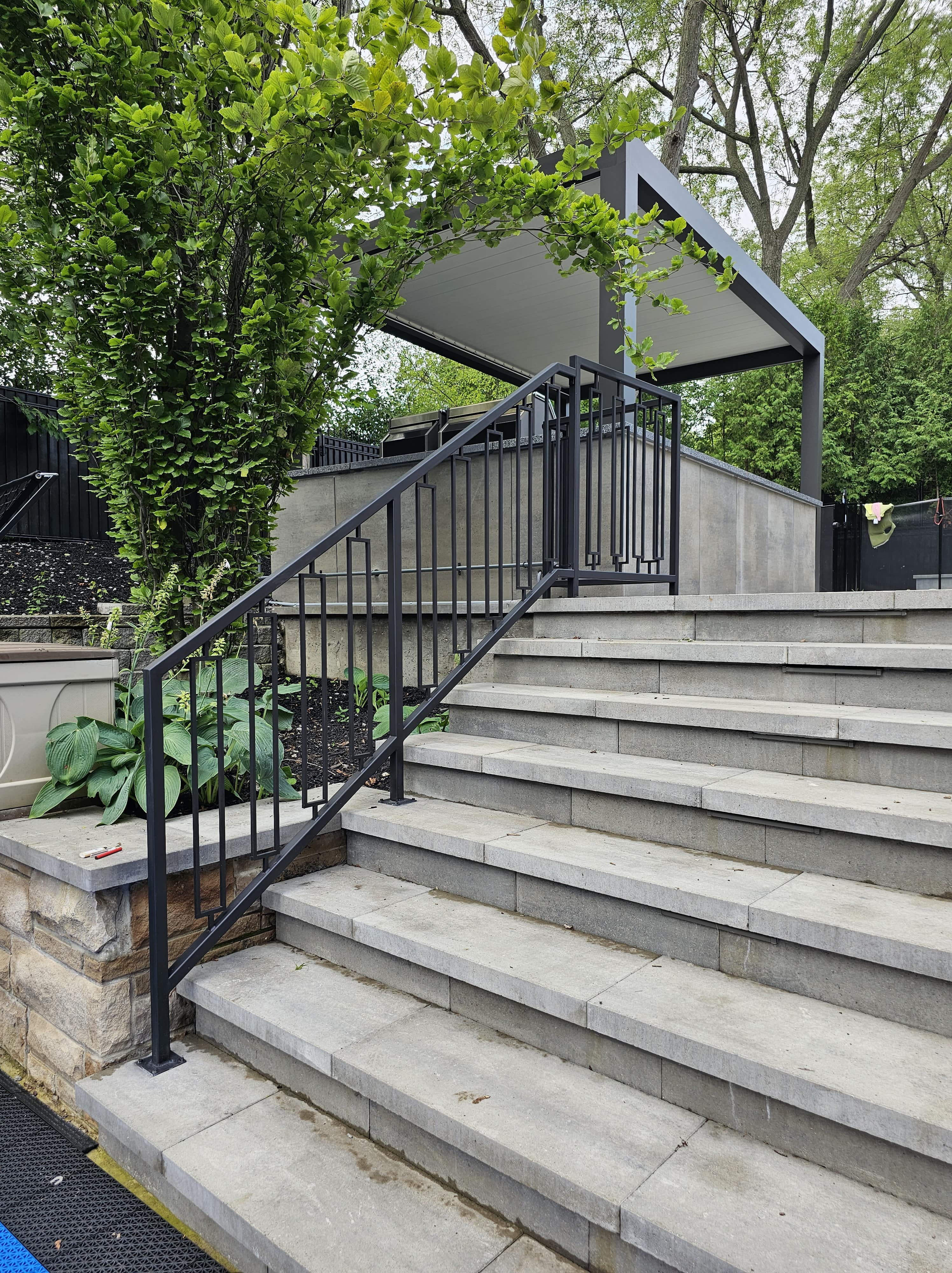 Deck Railing Height: Requirements and Codes for Ontario