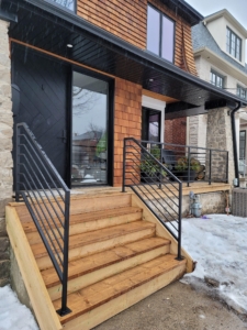 Railings in Mississauga, Ontario | Metal, Aluminum & Glass