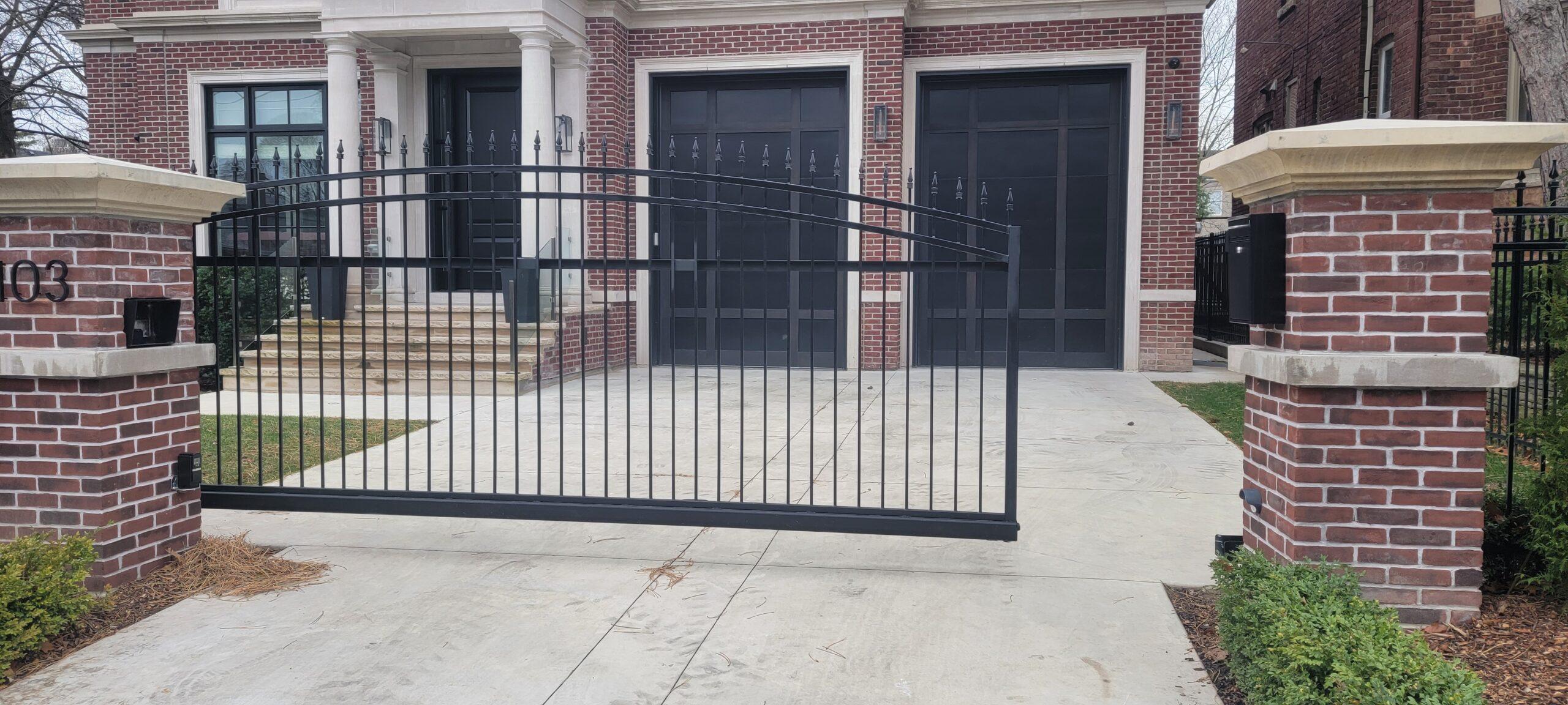 Solar Powered Electronic Power Gates for Driveway or Farm