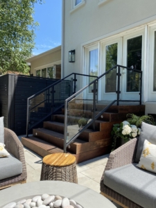 Hire Experienced Frameless Glass Railing Service in Toronto