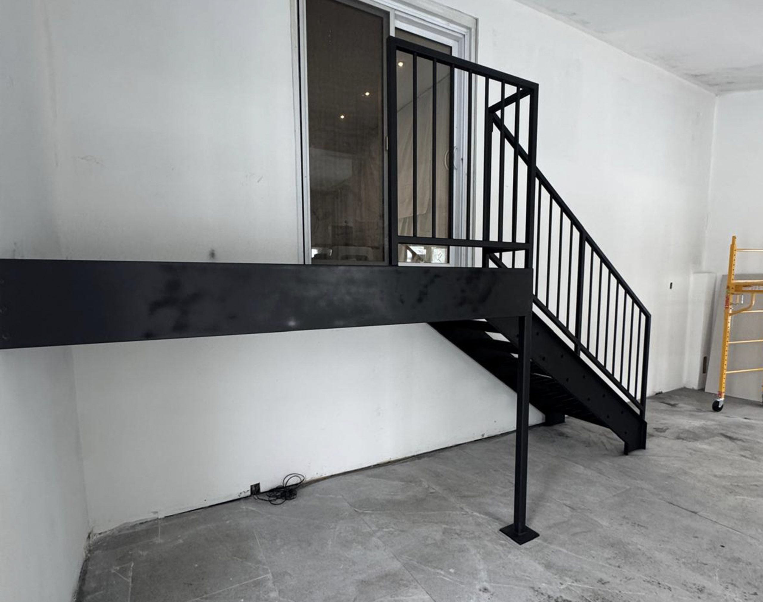 Garage Steel Steps - Art Metal