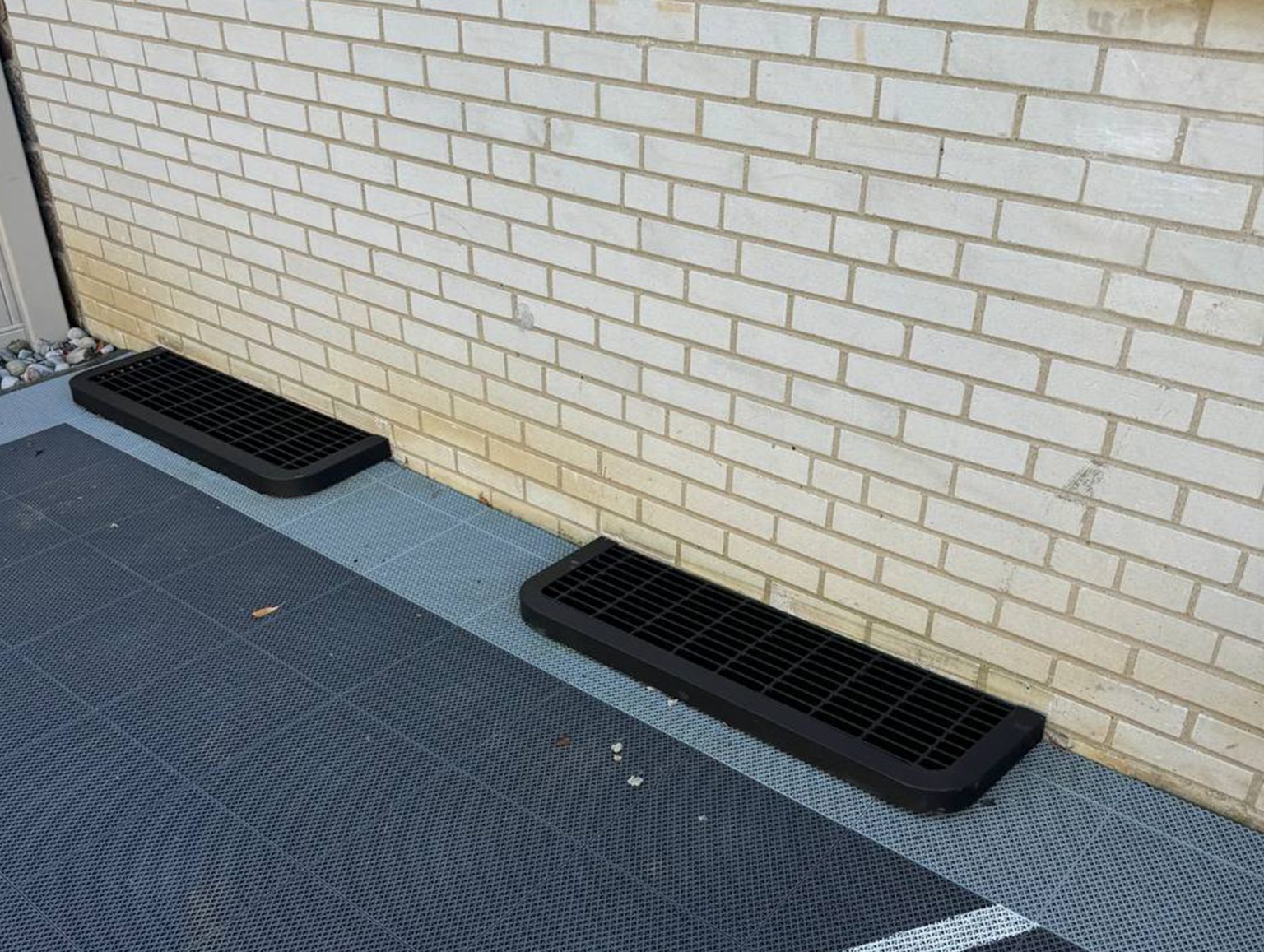 Window wells grates - Art Metal