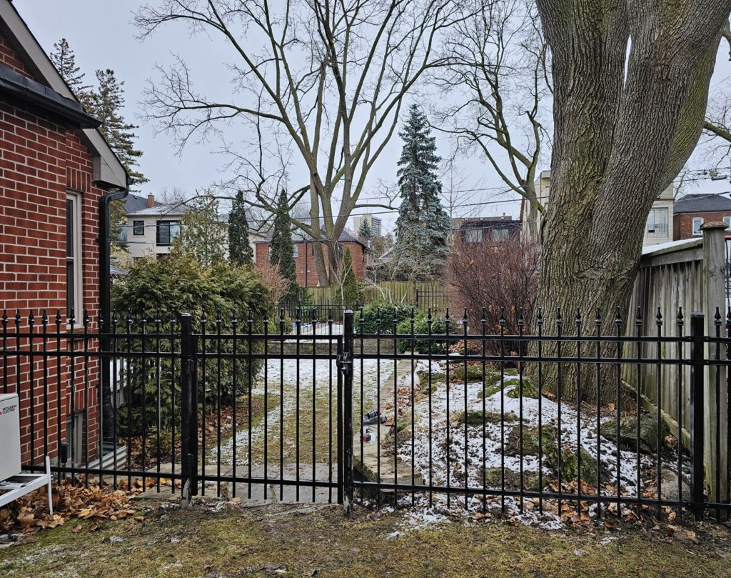 Prefabricated Steel Gates - Art Metal